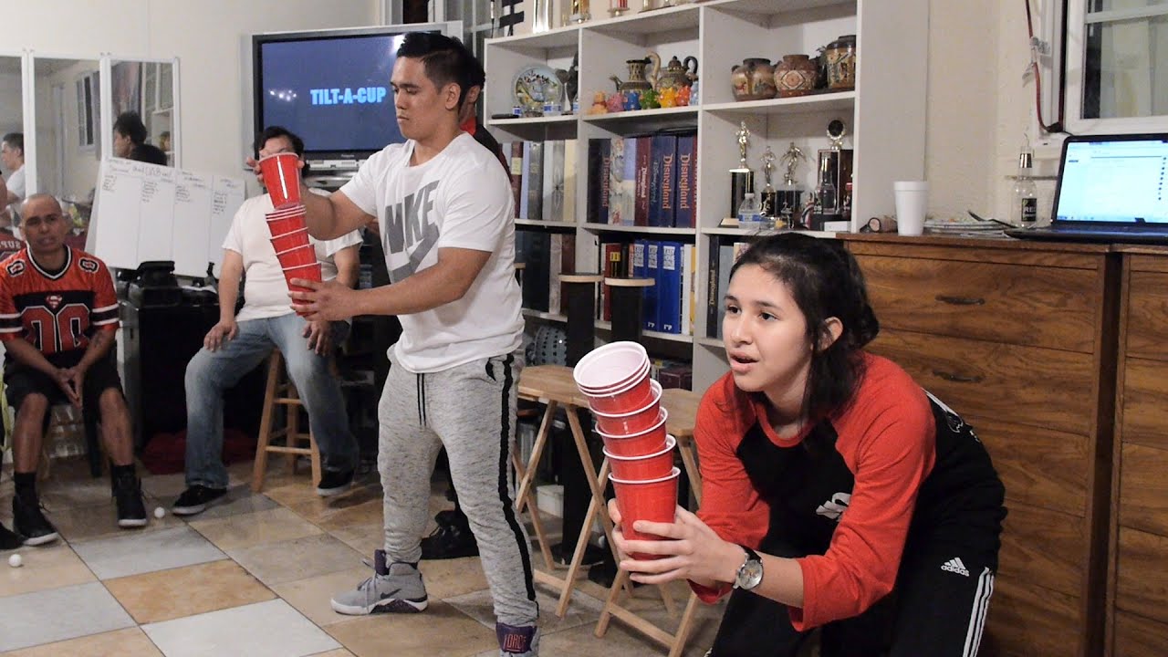 Minute to Win It: Tilt-A-Cup (DABers! vs. Joyful Jacks!)