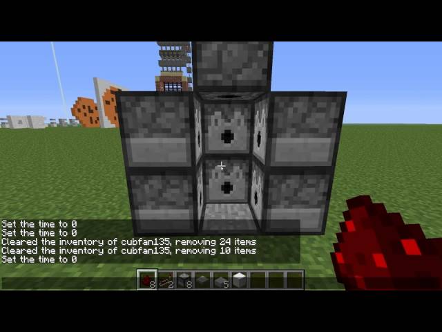 How to make an automatic armor equipper in Minecraft