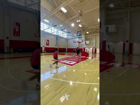 Daniel Freitag has RIDICULOUS bounce, check out our 1v1 video! #dunk #basketball #shorts #badgers