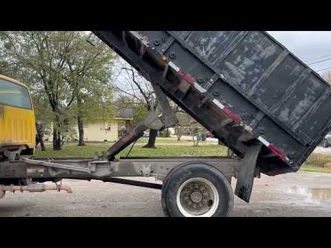 1999 GMC C6500 Dump Truck