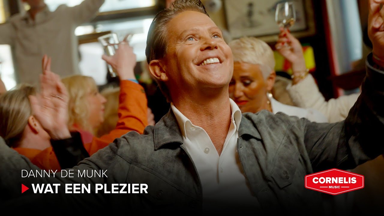 Lyrics & Translations of Wat Een Plezier by Danny De Munk | Popnable