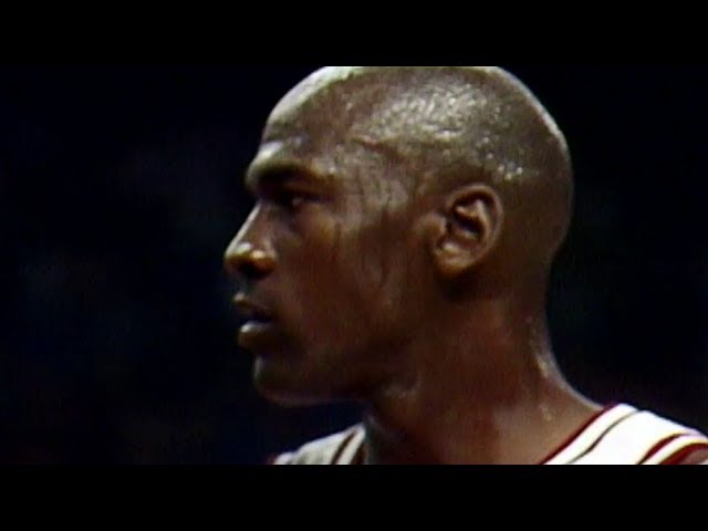 Video: Michael Jordan pulls out the iconic 'shrug' gesture against ...
