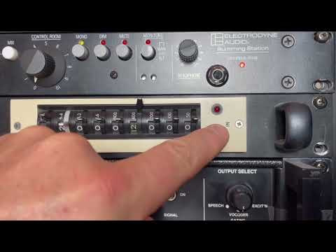 Sphere Sphere 900 console graphic equalizer stereo pair 1U | Reverb