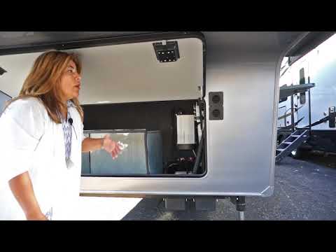 Luxe Elite 42MD luxury fifth wheel