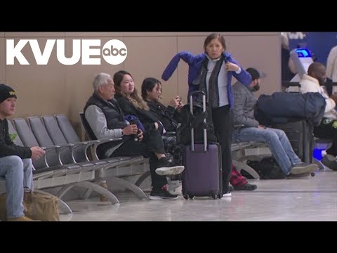 Houston airports close Tuesday during Texas winter weather