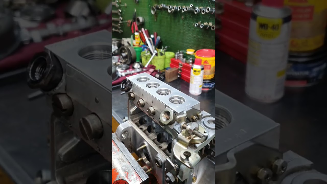 best mechanic seriously #automobileengineering #repair #automobile #car #engine