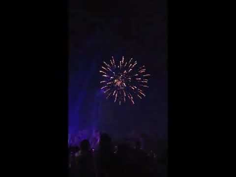 Mishap at fireworks show in West Michigan causes crowd to panic