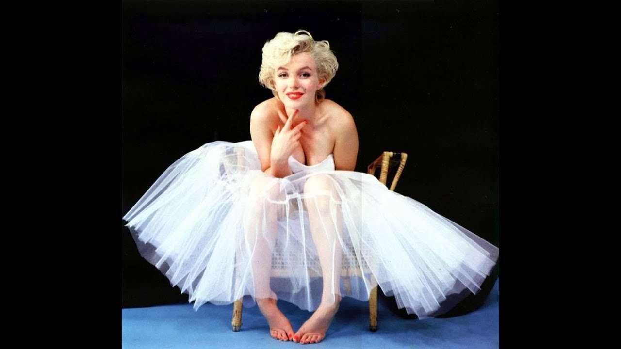 Marilyn Monroe and Her Iconic Bare Feet