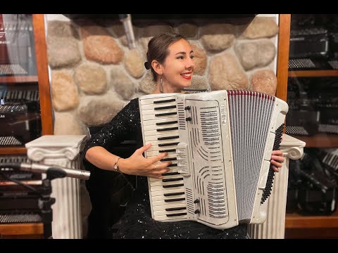 6373 - Ivory Pigini Piano Accordion LMM 41 120 | Reverb
