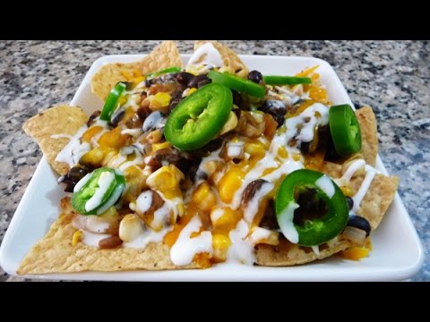 Mushroom and Black Beans Nachos, easy recipe