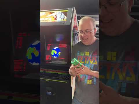 Atari Liberator is back on the floor! #8bitguy #atari #timrift