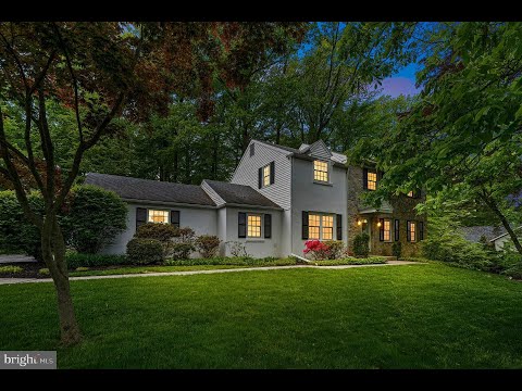 294 S Woodmont Dr, Downingtown, PA 19335 | MLS# PACT535750