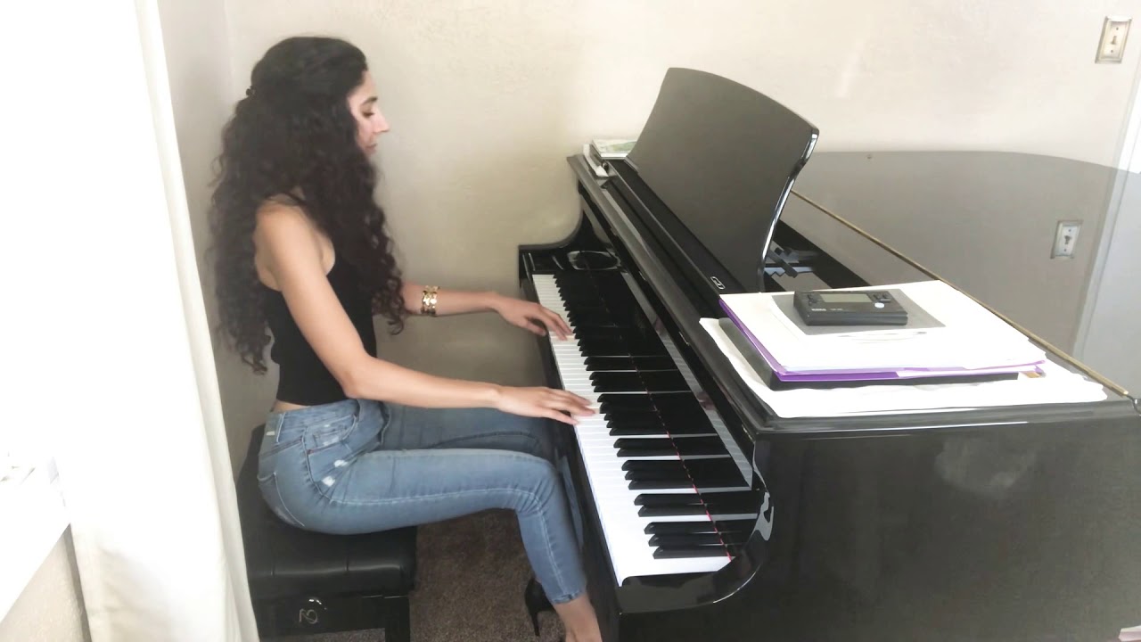 Hire The Piano Woman - Pianist in Long Beach, CA | GigSalad