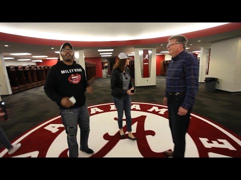 The Cast Tours Bryant-Denny Stadium!