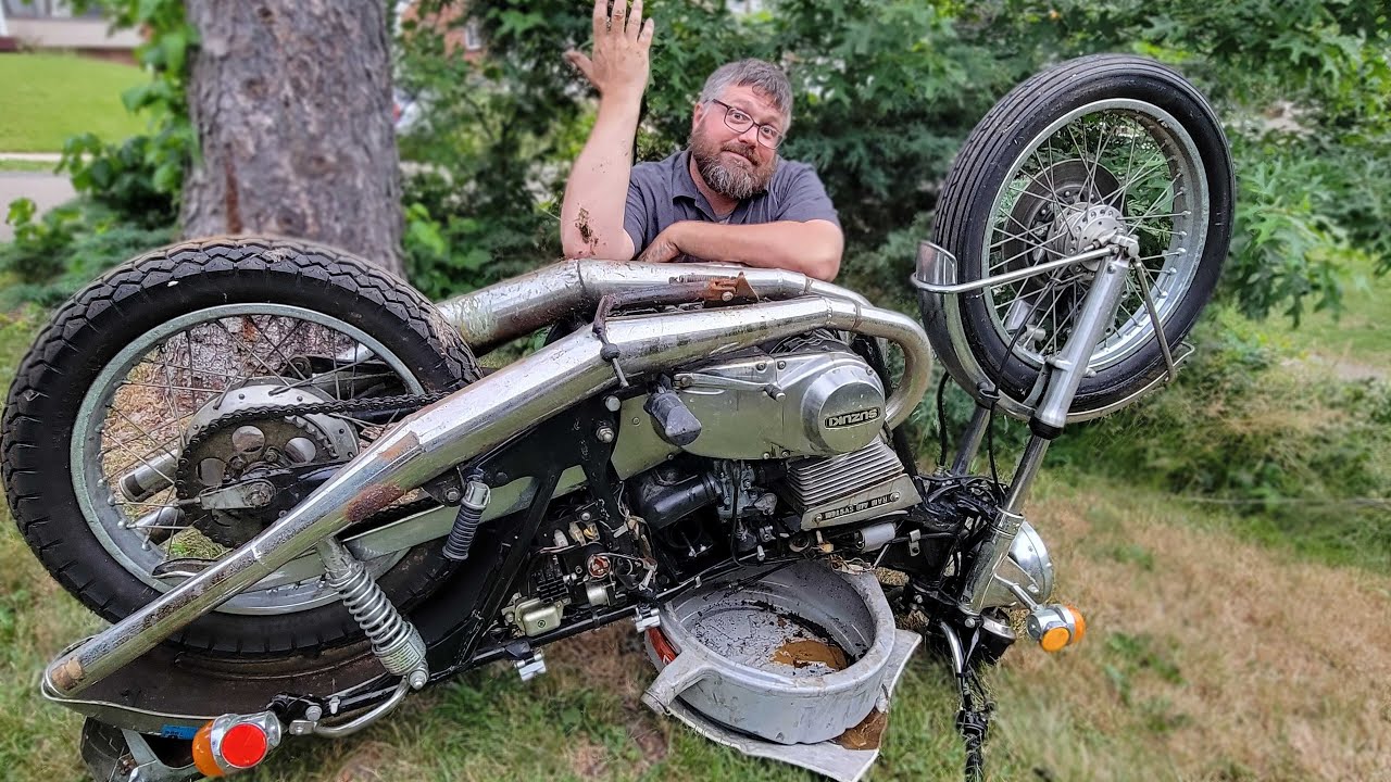 Can I get this FREE Abandoned 2-Stroke Suzuki Running?