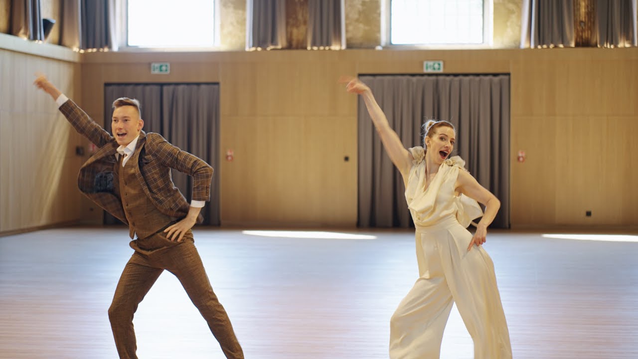 Bee Gees - Stayin' Alive🕺 Wedding Dance Choreography 2025 - 