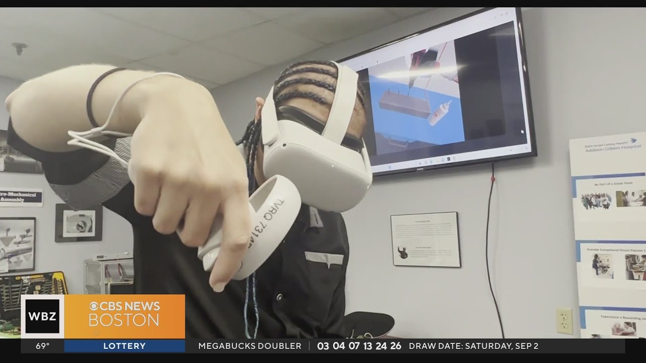 North Shore high school students using virtual reality to try out careers