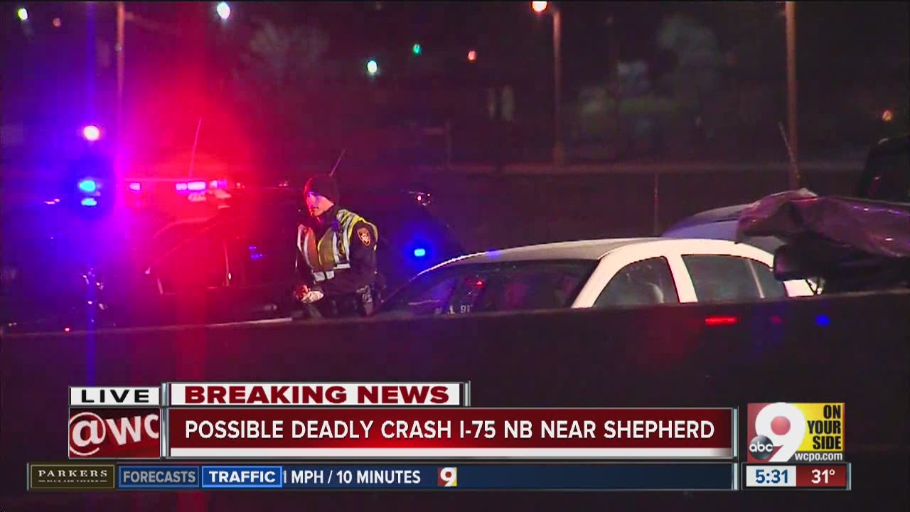 Northbound I-75 shuts down after multiple-car crash