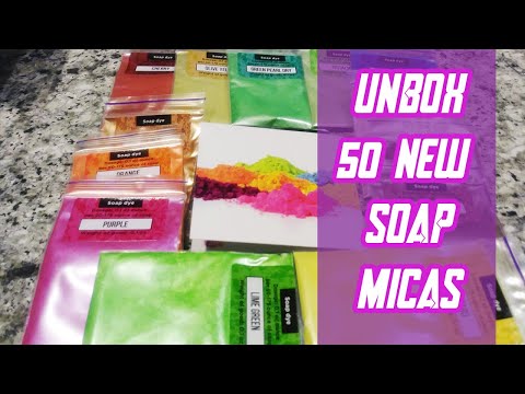 ???? Unbox 50 Lip Gloss/Soap Mica Powder Pigment Colors @Amazon