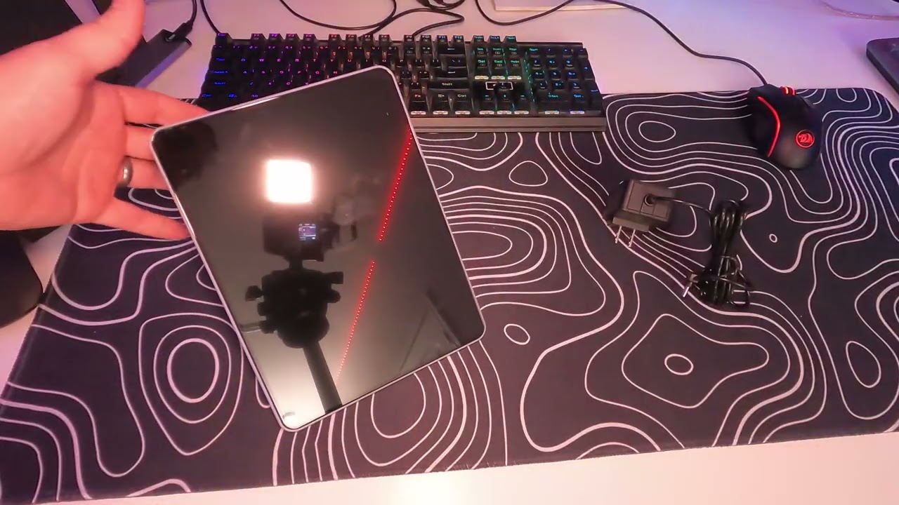 9.7-inch Neon Light Digital Photo Frame #apolosign #Digital Photo Frame