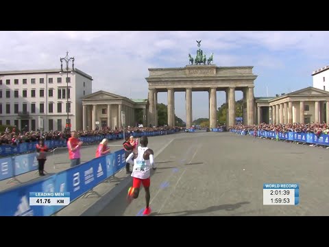 Eliud Kipchoge Marathon World Record 2022 - Finish of the BMW BERLIN MARATHON
