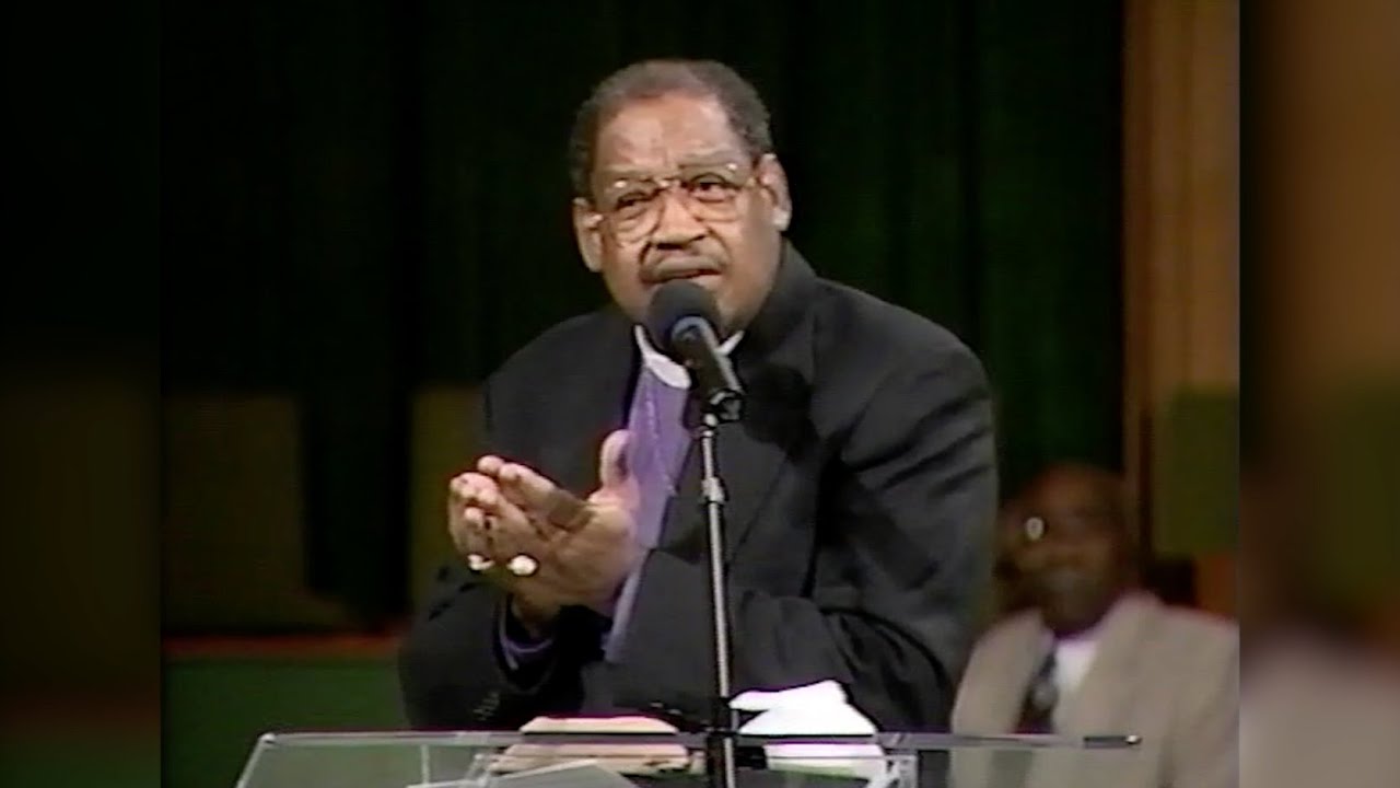 Bishop G.E. Patterson - Prosperity In The New Year (1998)