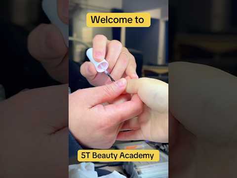 White French Tip ✨ 5T Beauty Academy