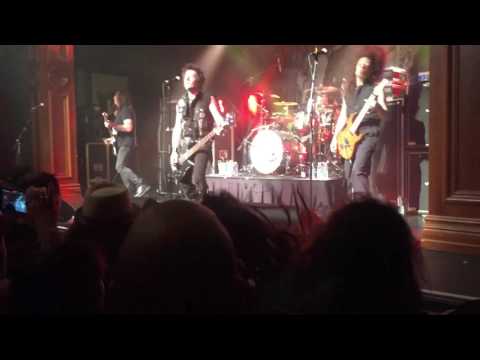 Skid Row Officially Welcome ZP Theart (Ex-Dragonforce) To The Band ...