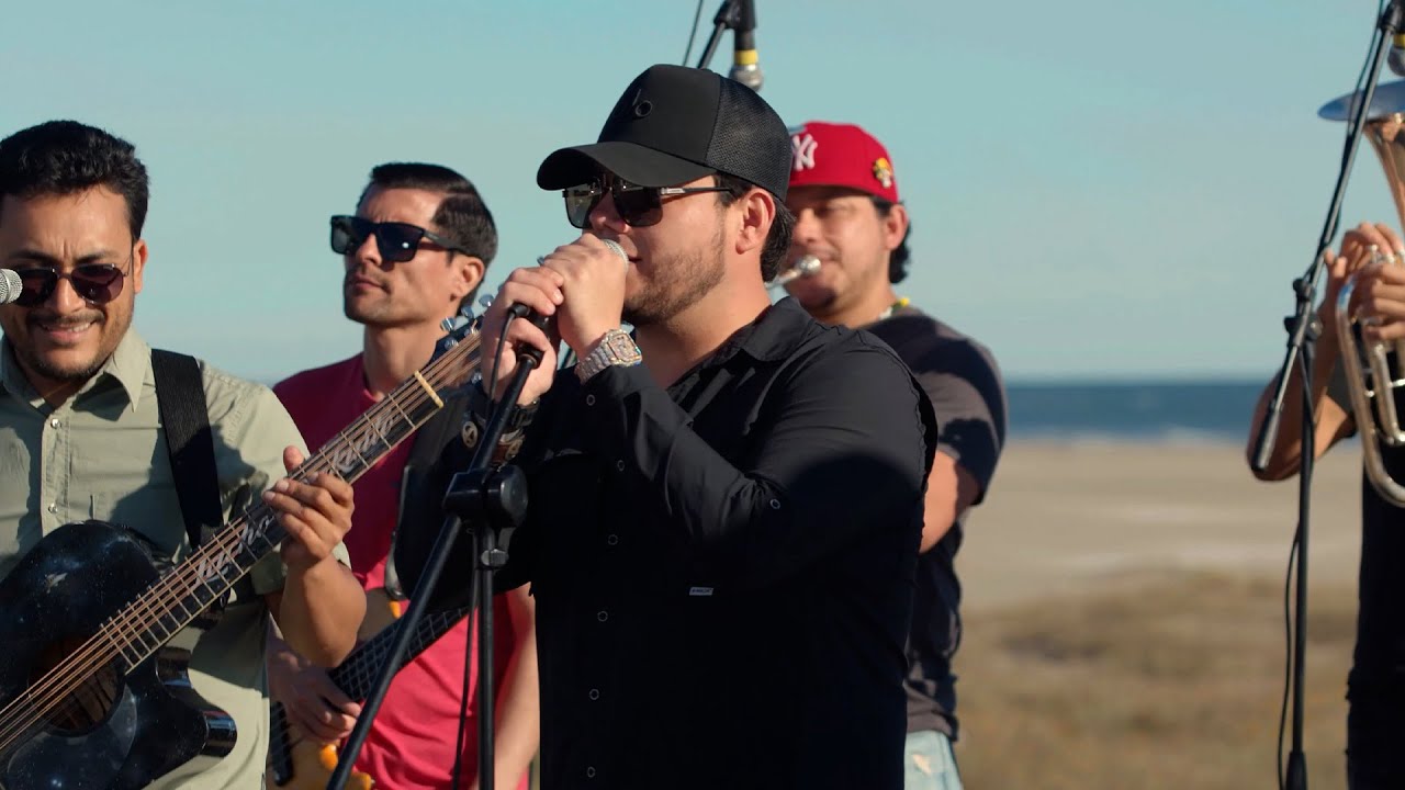 Si Tu Jalas Yo Jalo by Lenin Ramirez from Mexico | Popnable