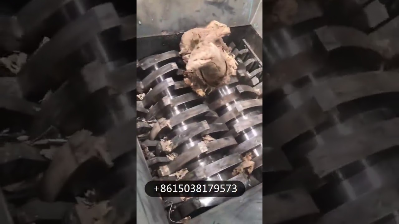 Root  shredder , waste wood branch shredder