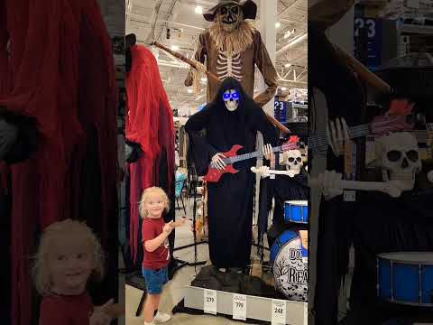 #rockstar status at #lowes #youtube #shorts #halloween #viral #animatronics #shorts #trending