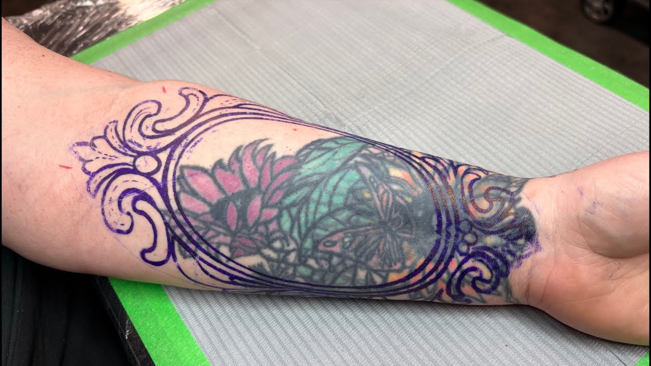 Live Tattooing - Links to my Music in Description