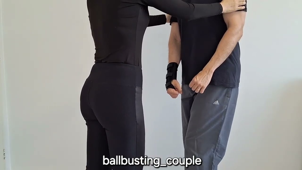 Self-Defense for Women - Knee Strike Training