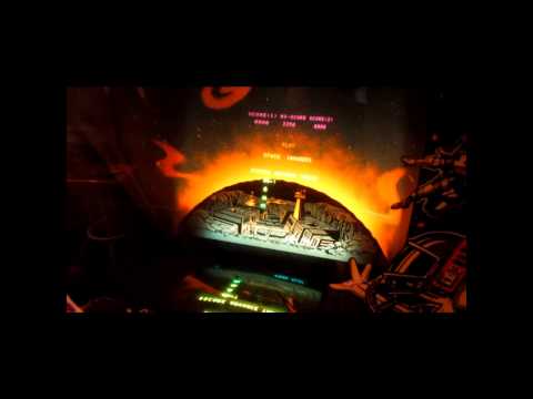 Space Invaders Deluxe Arcade Game from Innovative Amusements