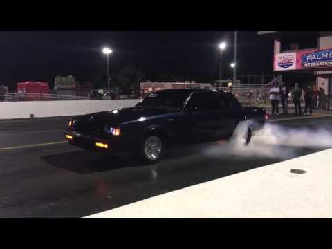 Buick T-Type vs Dodge SRT 392 Charger 1/4 mile | On Motor | 10.26@135