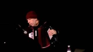 Remembering Tom 'T-Bone' Wolk -- In the Night [Live from Daryl's House ...