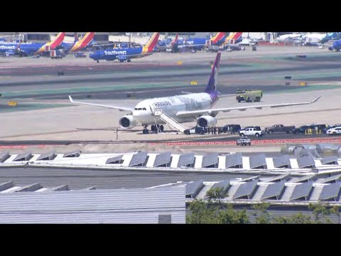 Bomb threat under investigation at San Diego International Airport | 10:25 a.m. update