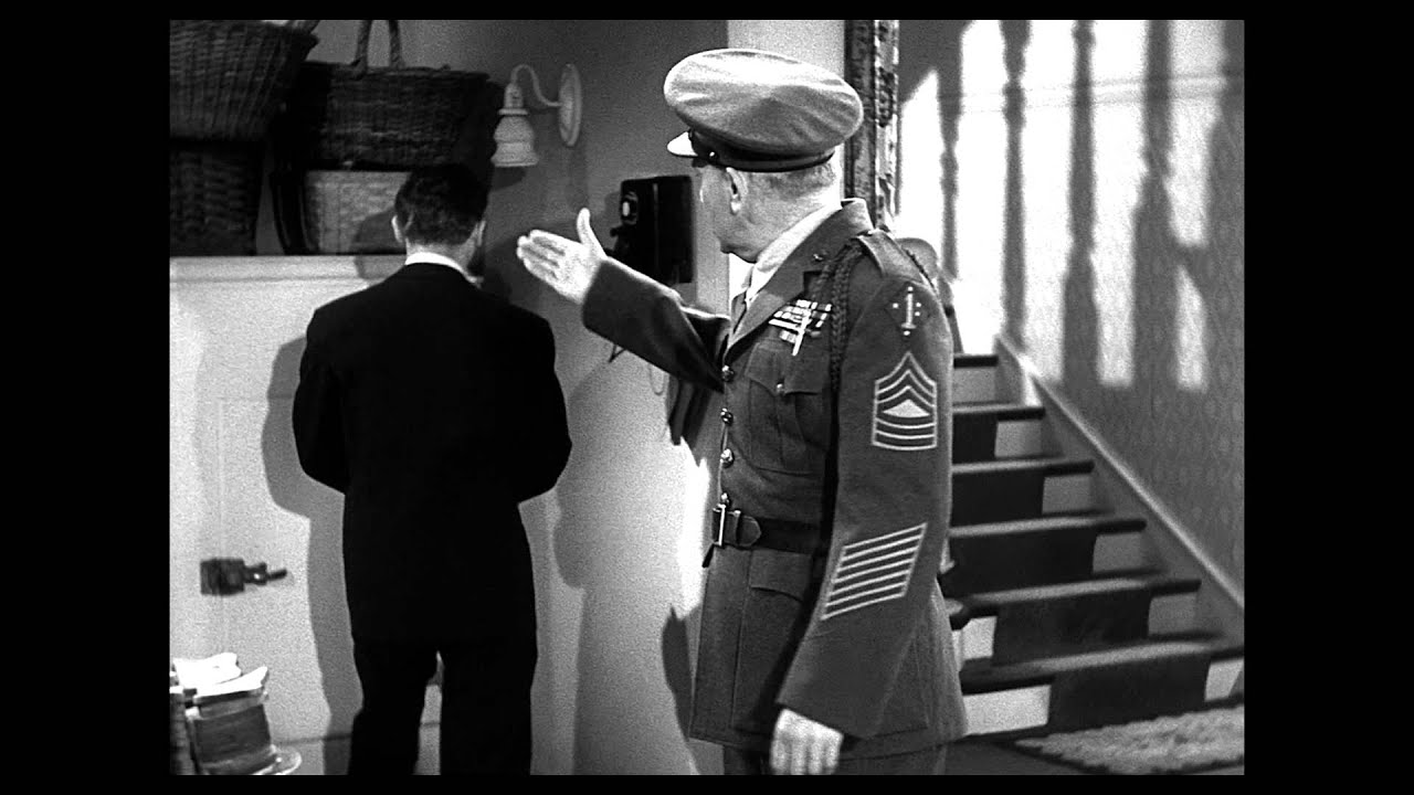 Hail the Conquering Hero - Trailer