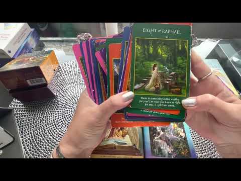 How To Do Tarot Card Reading! So Easy!!-Tarot Beginners!-Learn Tarot Easy!-Using These Tarot Decks!