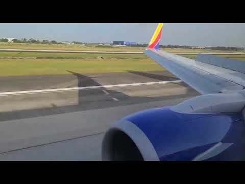 Southwest 121 - Boeing 737-800 - Landing at Orlando International Airport (MCO) - N8610A