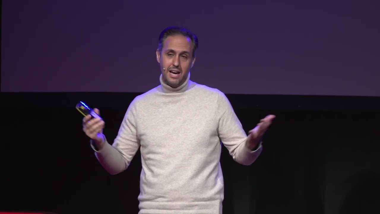 Emoción y memoria | Juan García-Escudero | TEDxUNebrija