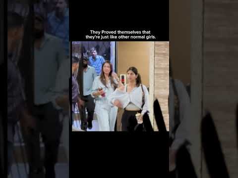 Ananya & Suhana with paparazzi #shortsfeed #trending #ananyapandey #kesari2 #suhanakhan