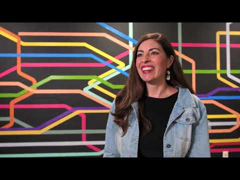 The (Para)'digmer Experience as a Digital Sales Specialist