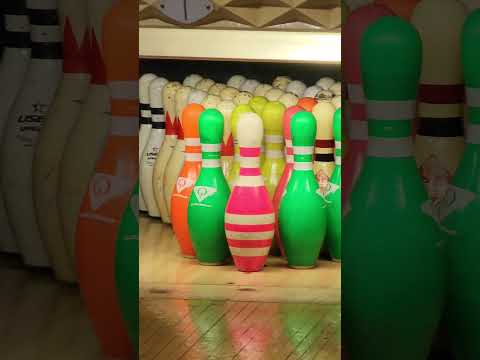 45 Pin Strike! Hit Subscribe #bowling #strike #garagebowlingalley #brunswick #brunswickbowling #amf