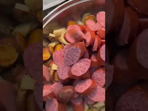 Prayer Against Idleness| Cook & Pray with me| A Homemaker’s Prayer Pt.3 #shorts #prayer #homemaking