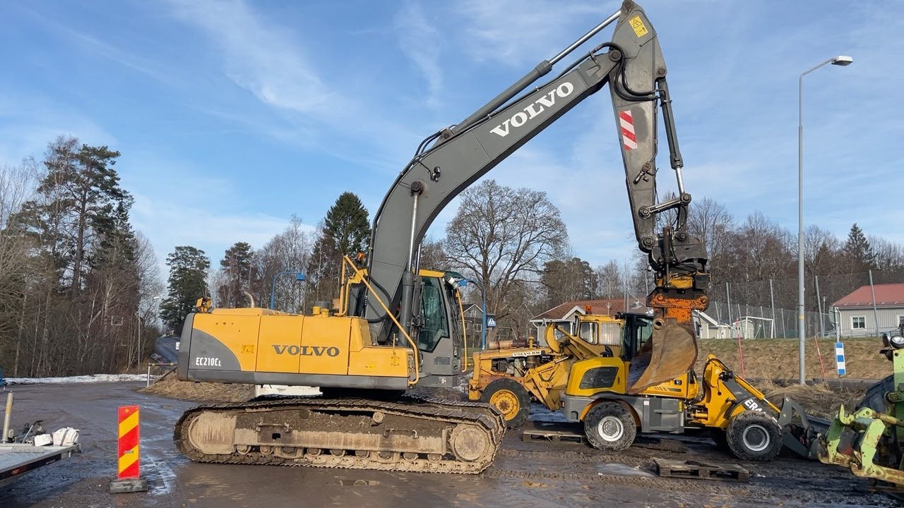 Grävmaskin Volvo EC210CL, Eda, Klaravik auktioner