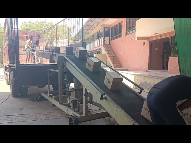 Box Loading Conveyor Manufacturer Manufacturer from Ahmedabad