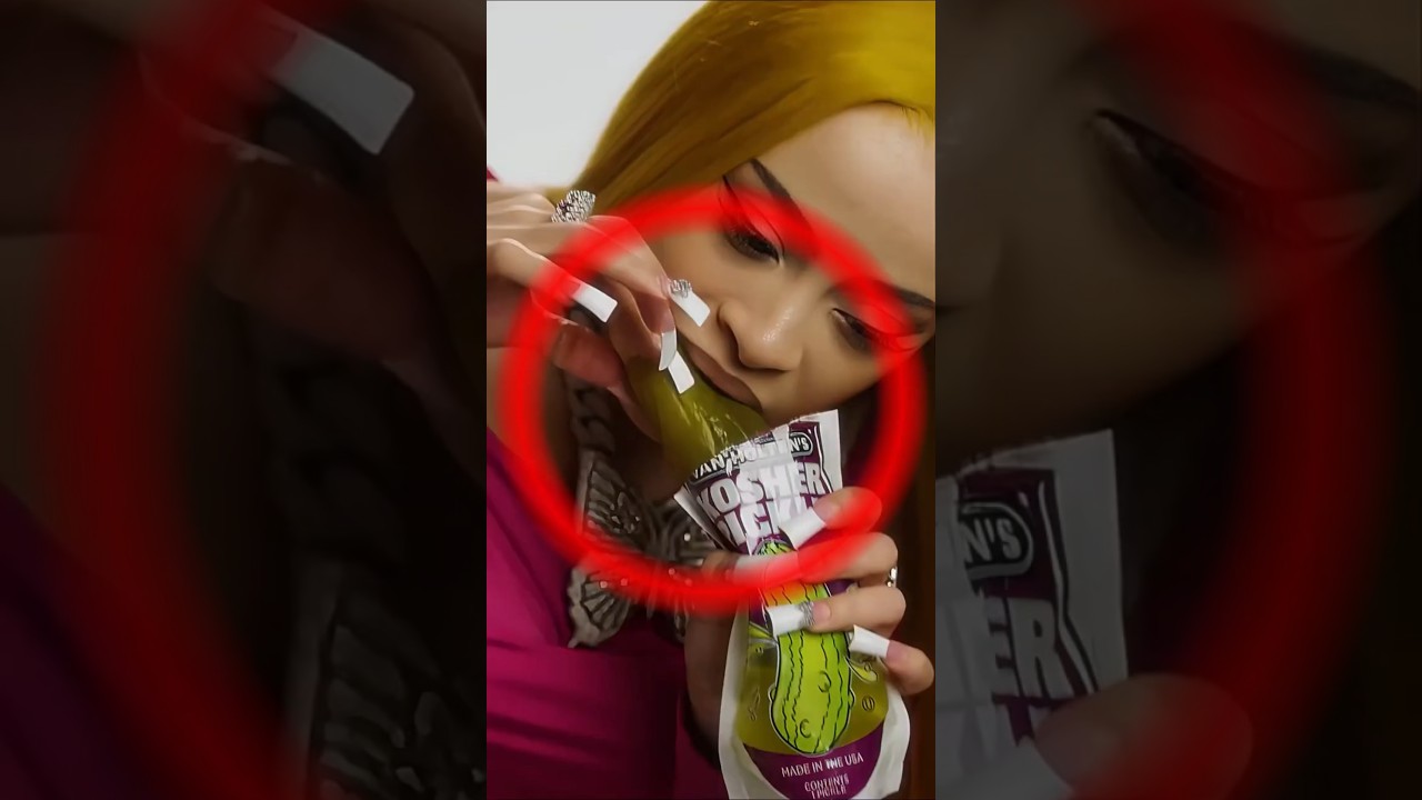 Ice Spice vs. British Snacks😅