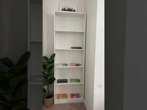 Bookcases 📚