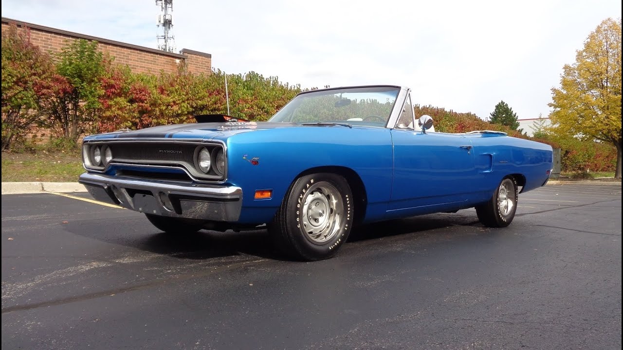 1970 Plymouth Road Runner in B5 Blue Looks Stunningly Clean, Packs 440 ...